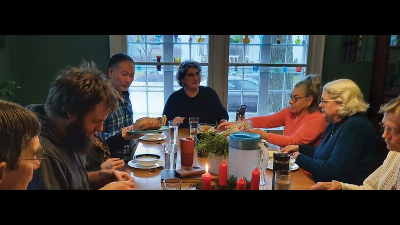 Worship that offers something to chew on | Anabaptist World