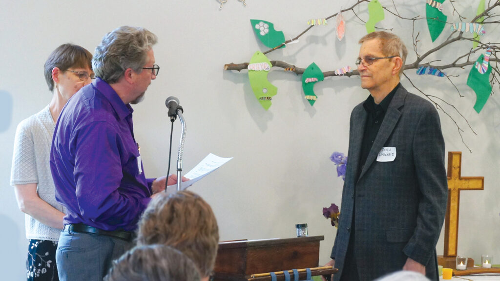 Western District apologizes to former pastor | Anabaptist World