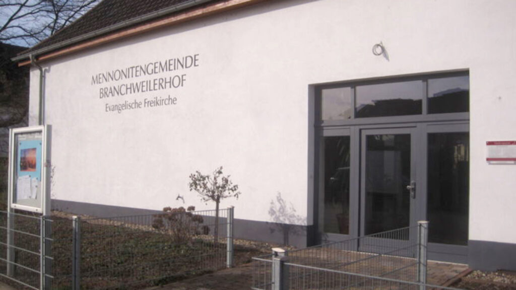 Two congregations cross Mennonite conference lines to unite in Germany ...